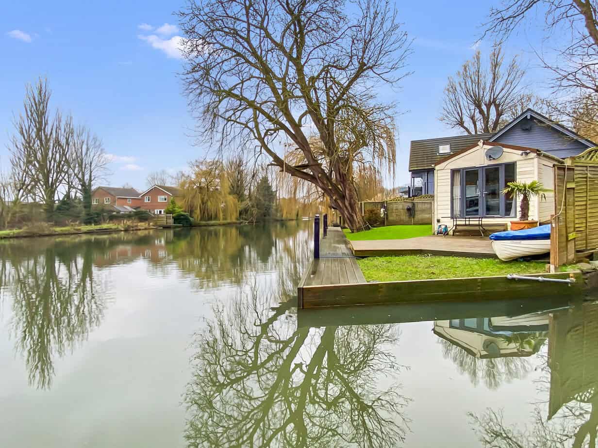 Lammas Drive Staines upon Thames TW18 – Absolute Homes